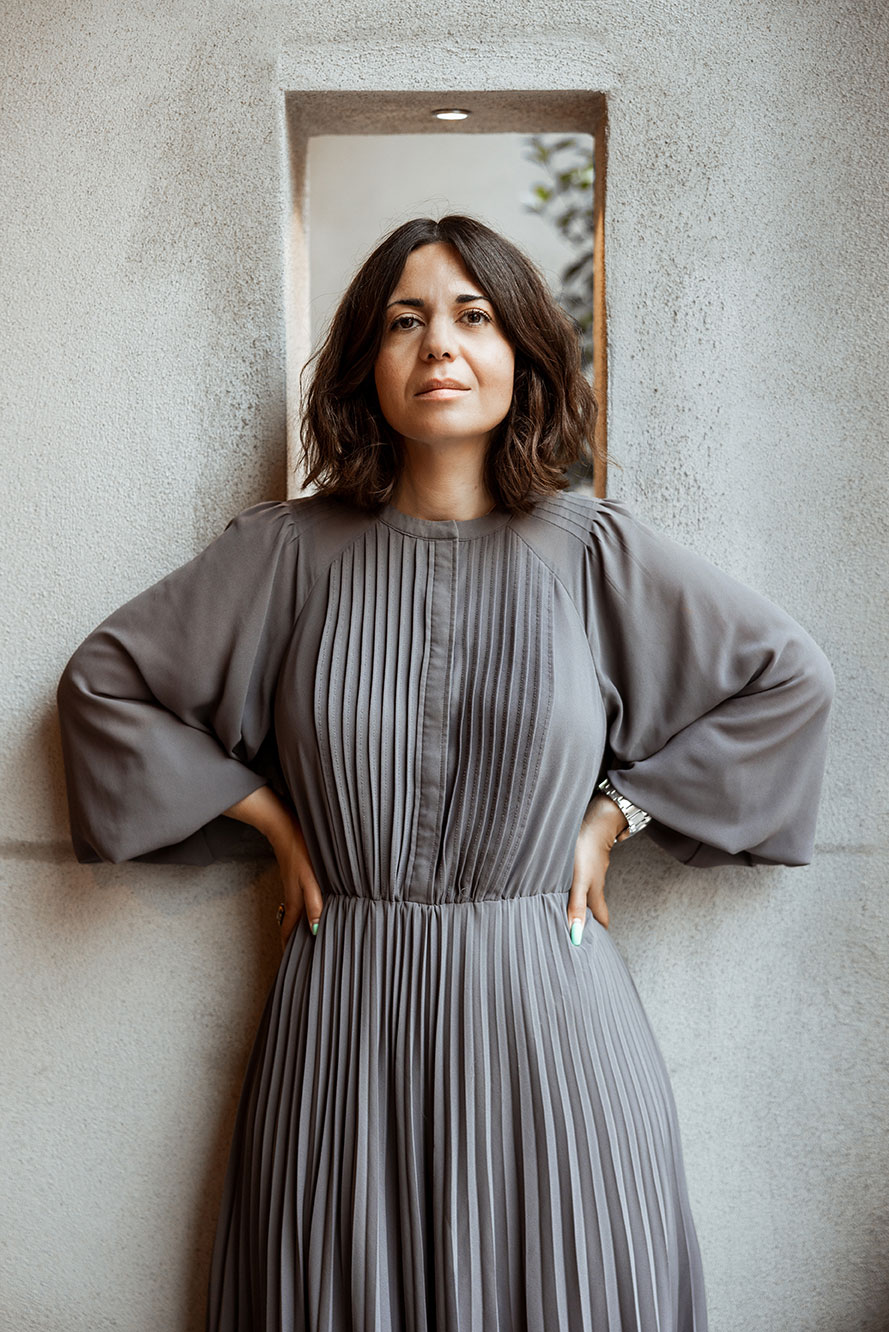 Sarah Delshad debuterar med bok om muslimsk feminism